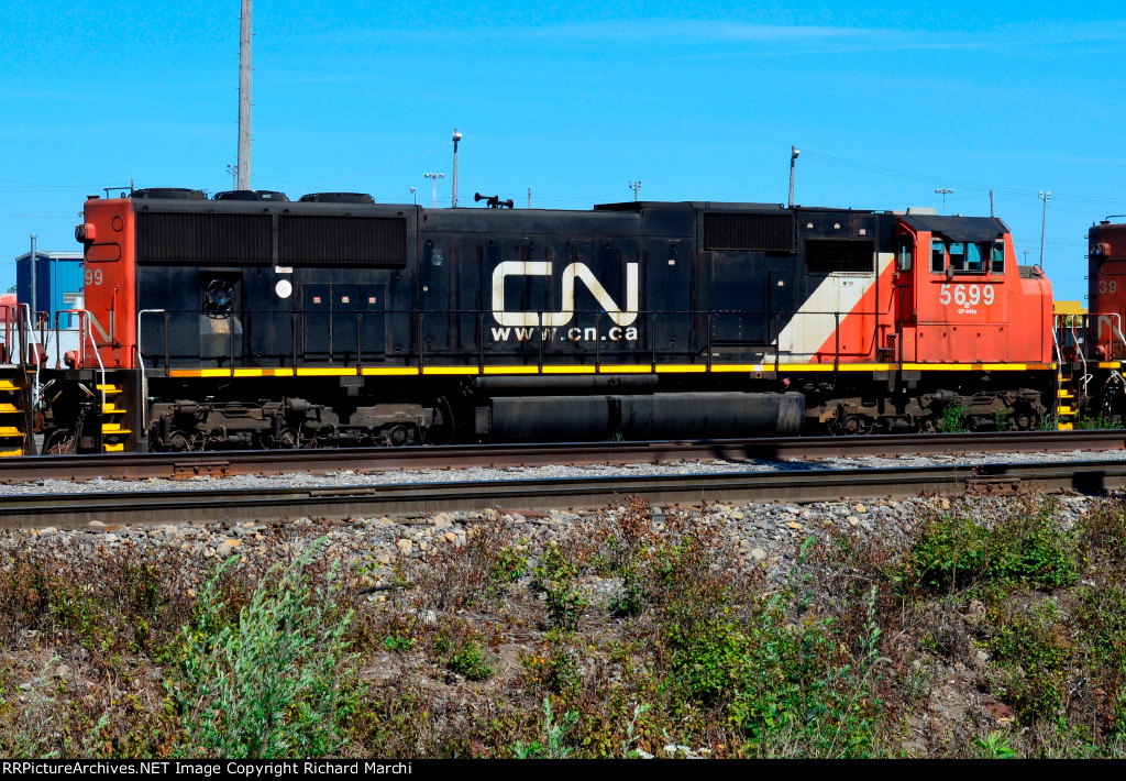 CN 5699
